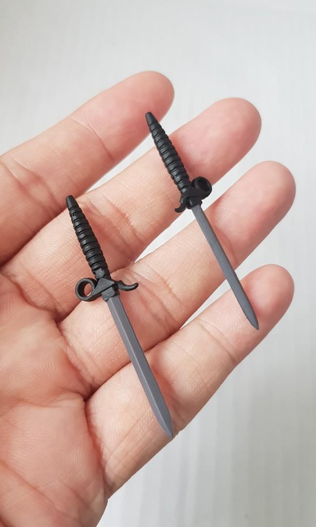 ZCWO 1/6 scale Ninja finger swords, Hobbies & Toys, Toys & Games on ...