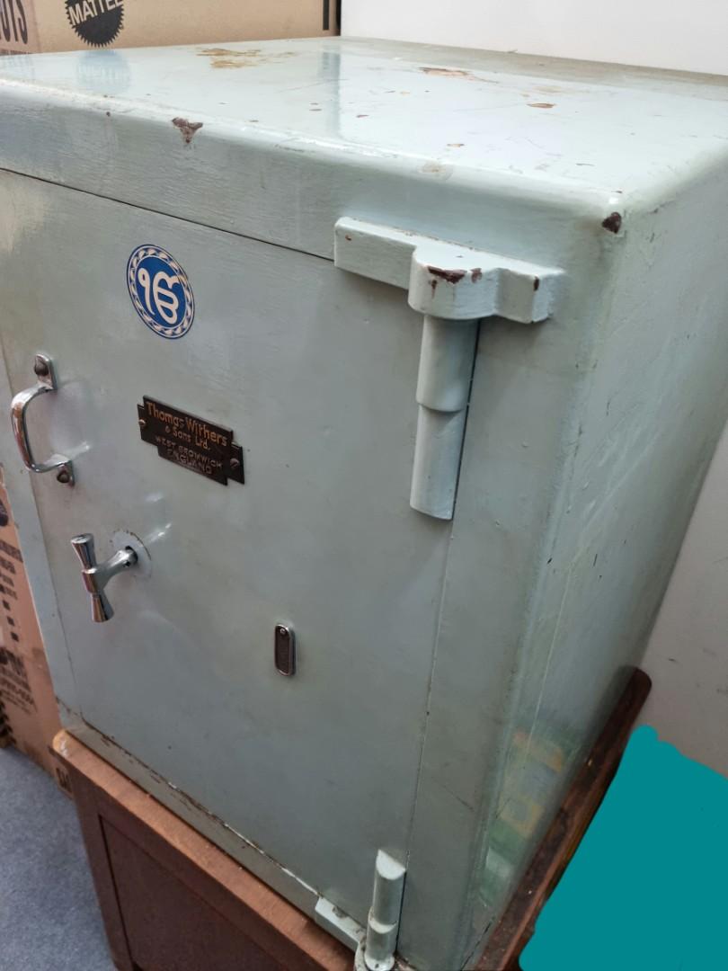 Antique 1940s Thomas Withers and Sons Cast Iron Safe (Repainted ...
