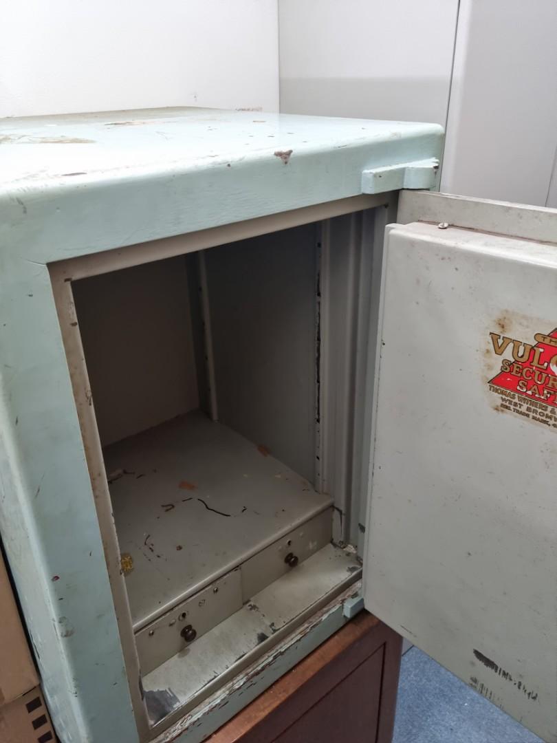 Antique 1940s Thomas Withers and Sons Cast Iron Safe (Repainted ...