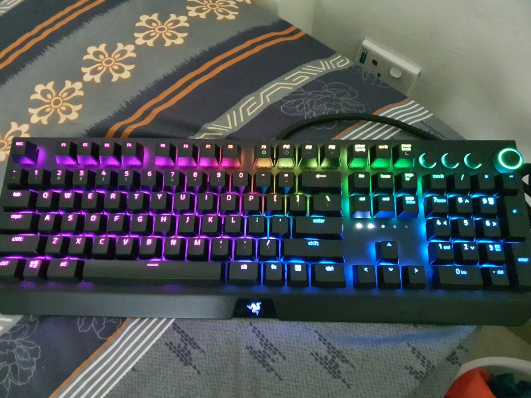 Razer Blackwidow Elite Chroma (Yellow Switch), Computers & Tech, Parts ...