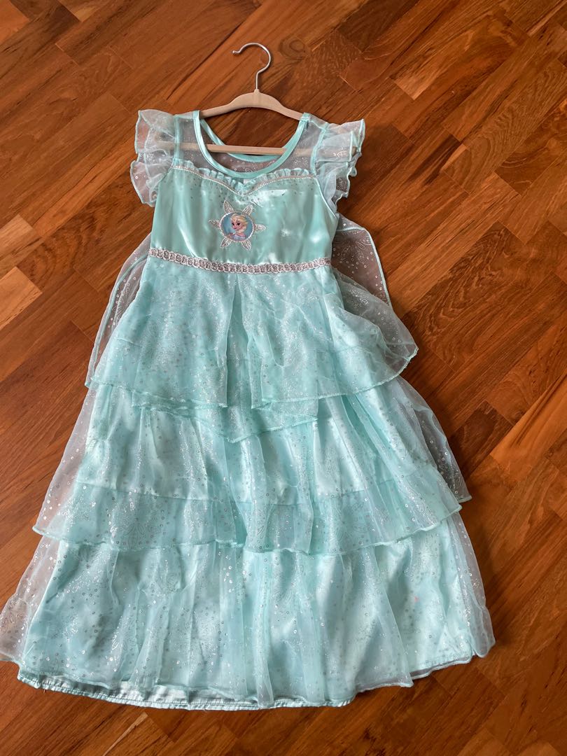 Disney Elsa dress 4 years old costume, Babies & Kids, Babies & Kids ...