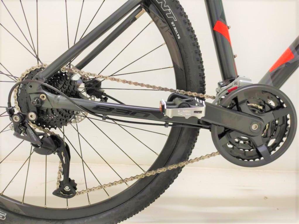 GIANT ATX 830 Mountain Bike, Sports Equipment, Bicycles & Parts, Bicycles on Carousell