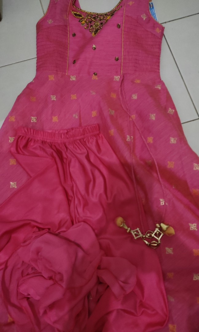 Indian kids Chudithar set, Women's Fashion, Dresses & Sets, Traditional ...
