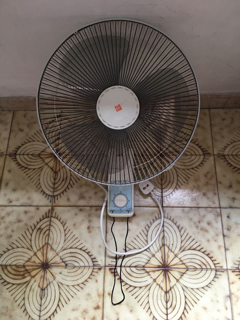 KDK Wall Fan, Furniture & Home Living, Lighting & Fans, Fans on Carousell