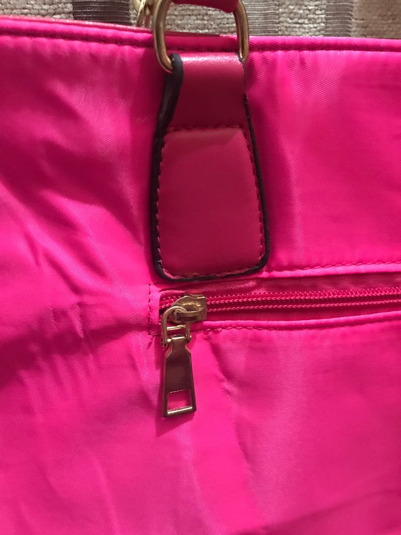 Mei&ge fuchsia pink hand sling bag 2 in 1, Women's Fashion, Bags ...