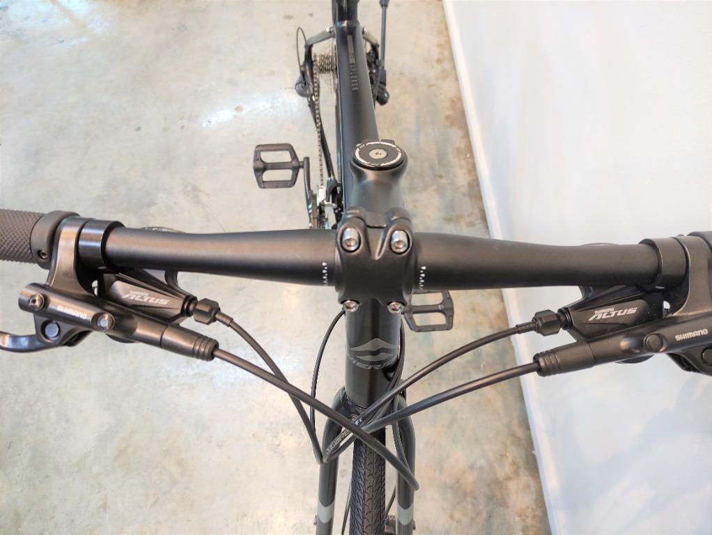 MERIDA Explorer 300 Hybrid Bike, Sports Equipment, Bicycles & Parts ...