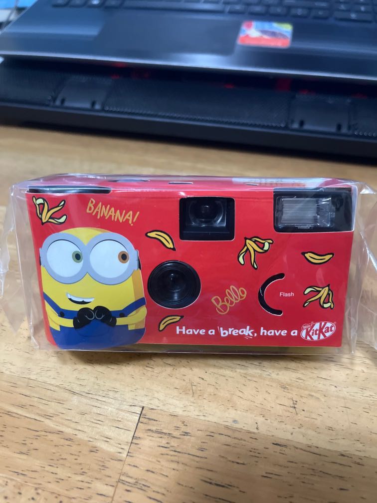 Minion disposable camera, Photography, Cameras on Carousell