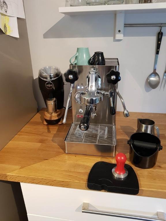 Niche Zero Grinder, TV & Home Appliances, Kitchen Appliances, Coffee ...