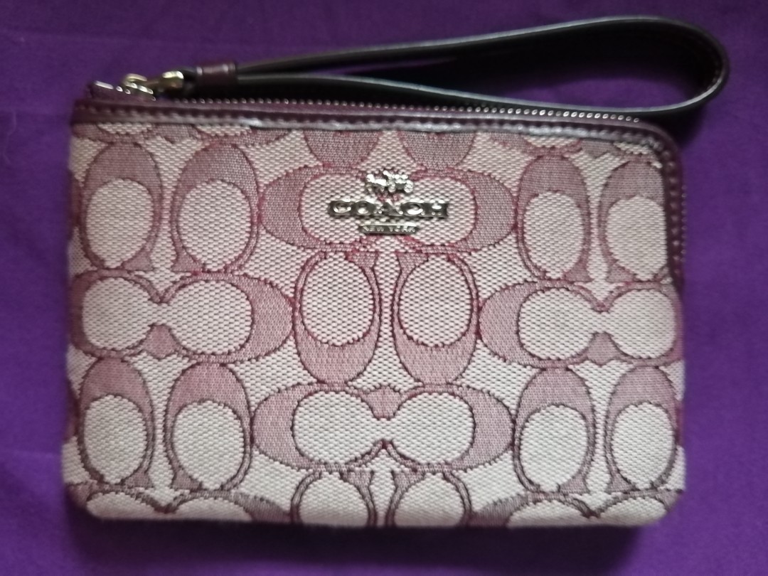 ORIGINAL Coach Wrislet Signature Canvass Raspberry, Women's Fashion ...