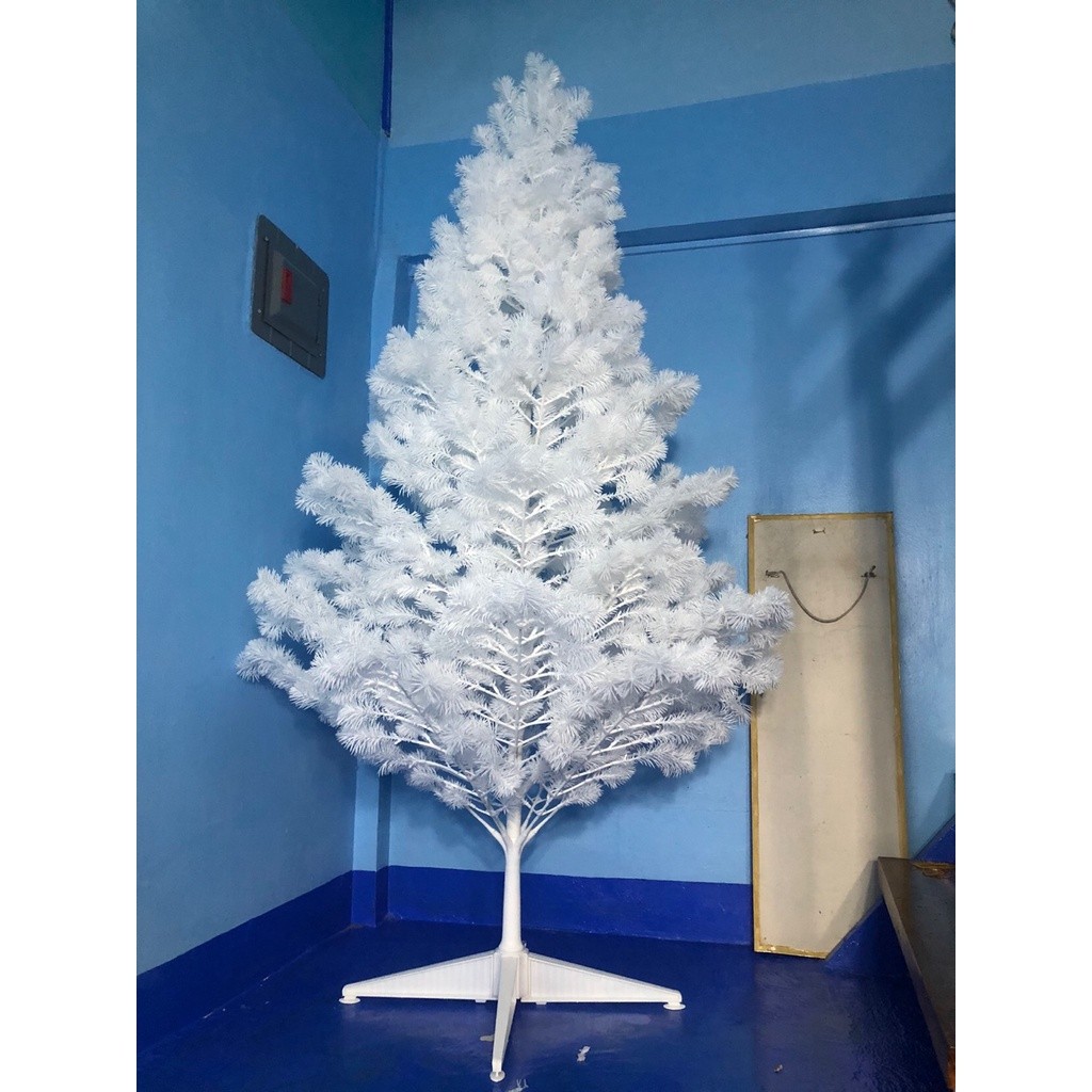Shasta xmas tree white 7 ft., Furniture & Home Living, Home Decor ...