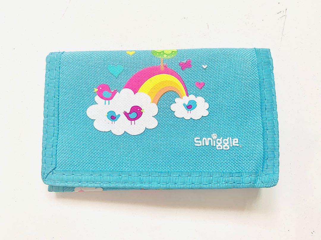 Smiggle Wallet, Everything Else on Carousell
