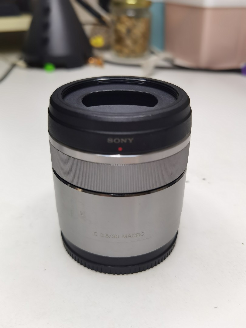 Sony 30mm F3.5 Macro, Photography, Lens & Kits on Carousell