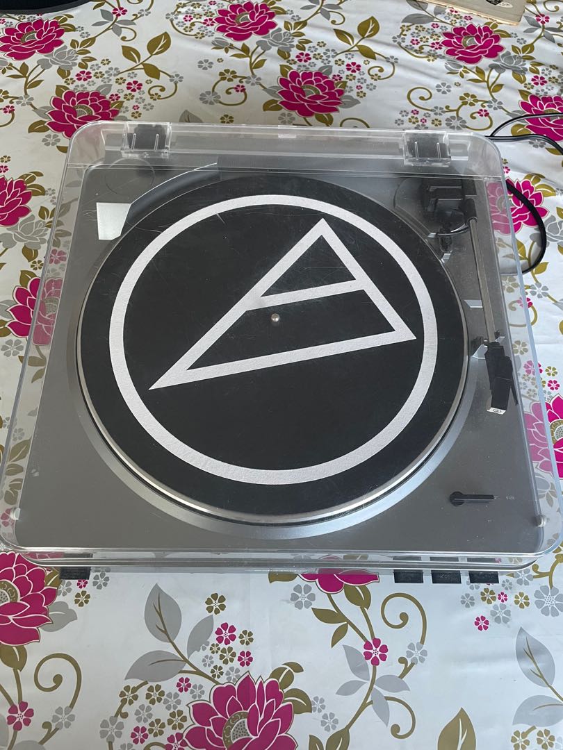 AT-LP 60 Turntable / Vinyl Record Player with free record, Audio, Other ...