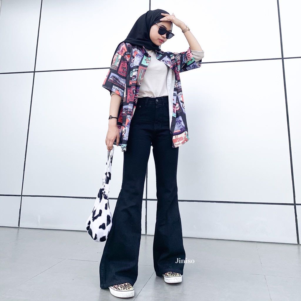 Celana cut bray jiniso, Fesyen Wanita, Pakaian Wanita, Bawahan di Carousell