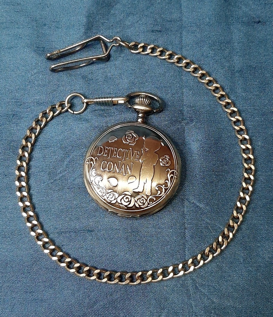 DETECTIVE CONAN AKAI POCKET WATCH, Hobbies & Toys, Memorabilia ...