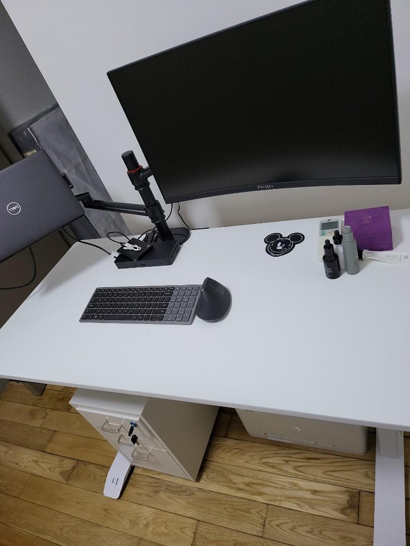 Electronic Study Table 60cm by 100cm. The table can be adjusted to ...