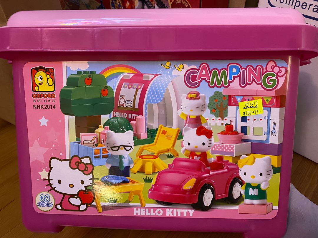 Hello Kitty Blocks, Hobbies & Toys, Toys & Games on Carousell