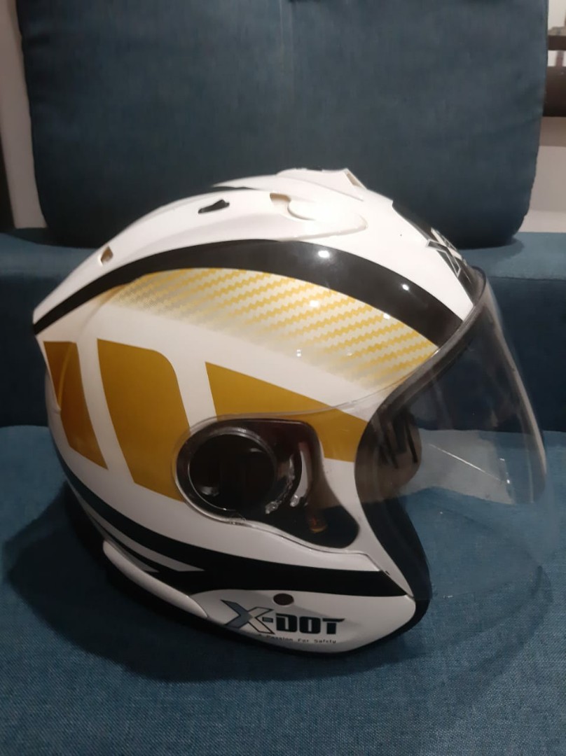 Koleksi helmet XDOT, Motorbikes on Carousell
