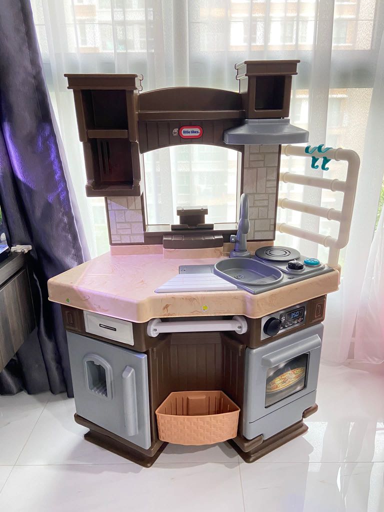 Little Tikes Kitchen Set, Babies & Kids, Infant Playtime on Carousell