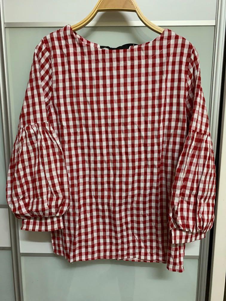 Red checkered Blouse with puffy sleeves design, Women's Fashion, Tops ...