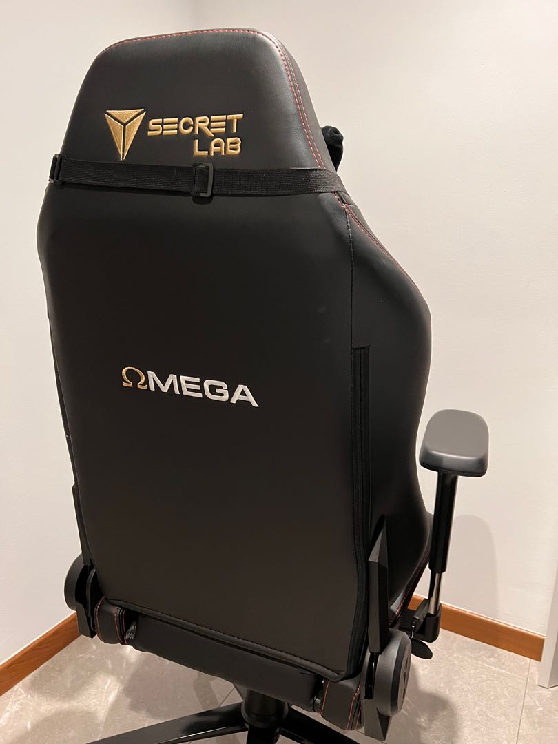 Secret Lab, warranty until 2024, Furniture & Home Living, Furniture ...