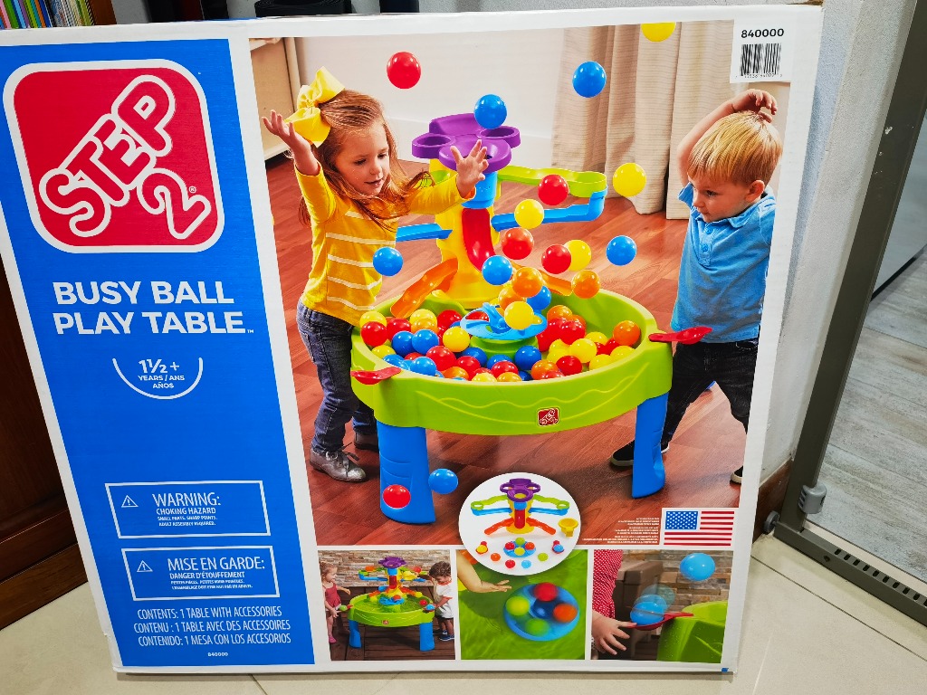 Step 2 busy ball play table, Babies & Kids, Infant Playtime on Carousell