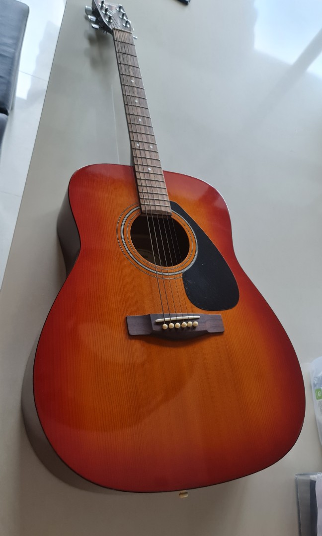 Yamaha F310CS Guitar with bag, Hobbies & Toys, Music & Media, Musical ...