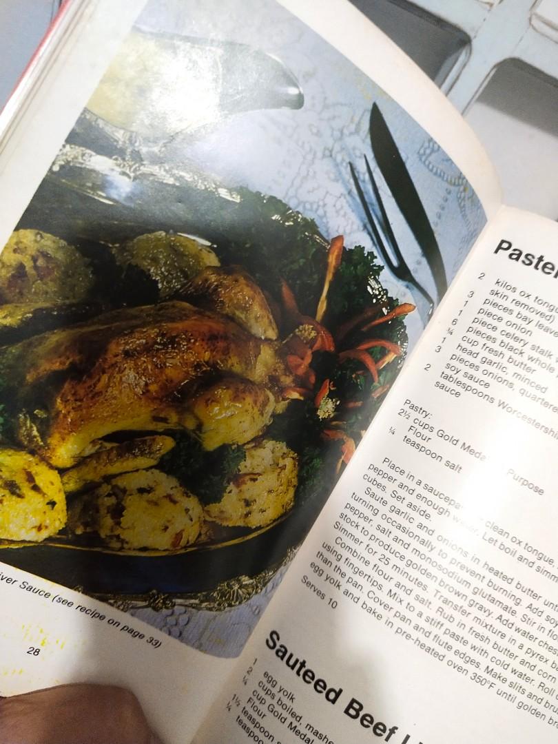 1978 "Maya Cookfest" Cookbook/Approved by Nora Daza, Hobbies & Toys ...