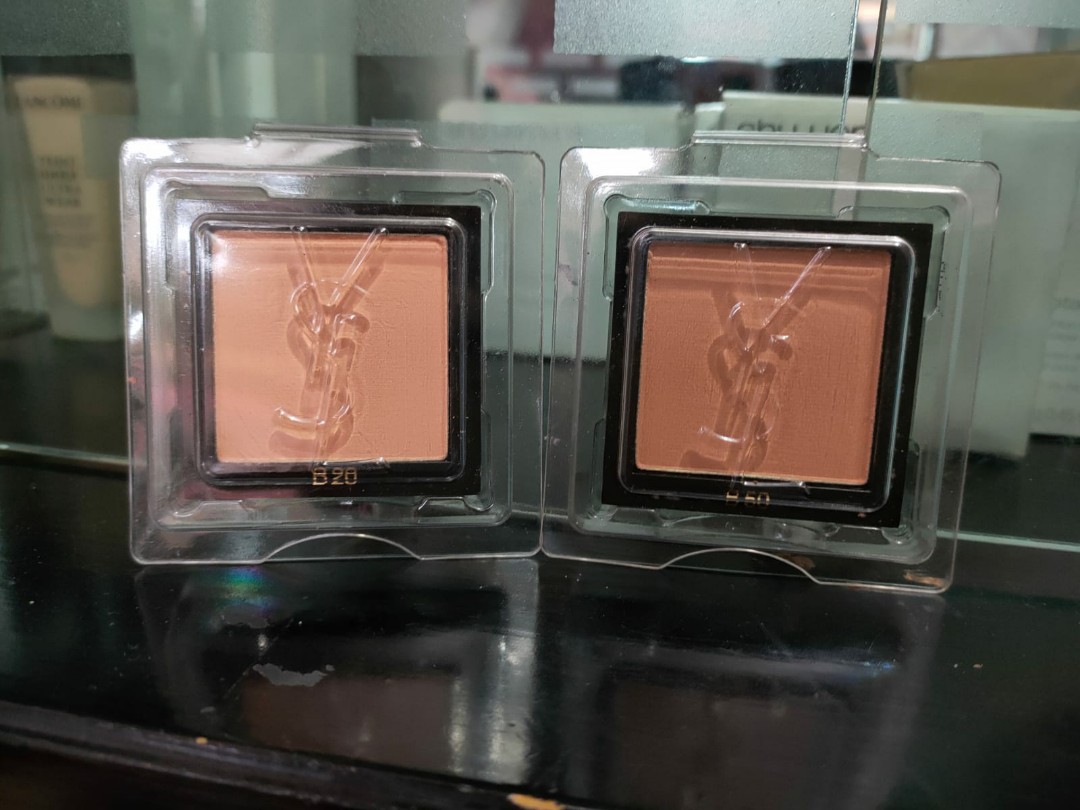 Bedak ysl compact pressed powder Sephora, Kesehatan & Kecantikan, Rias ...