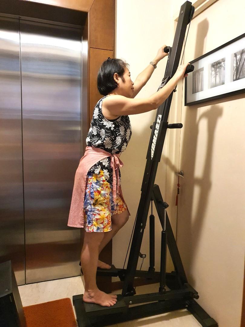 Climb Master Exercise Machine, Sports Equipment, Exercise & Fitness ...