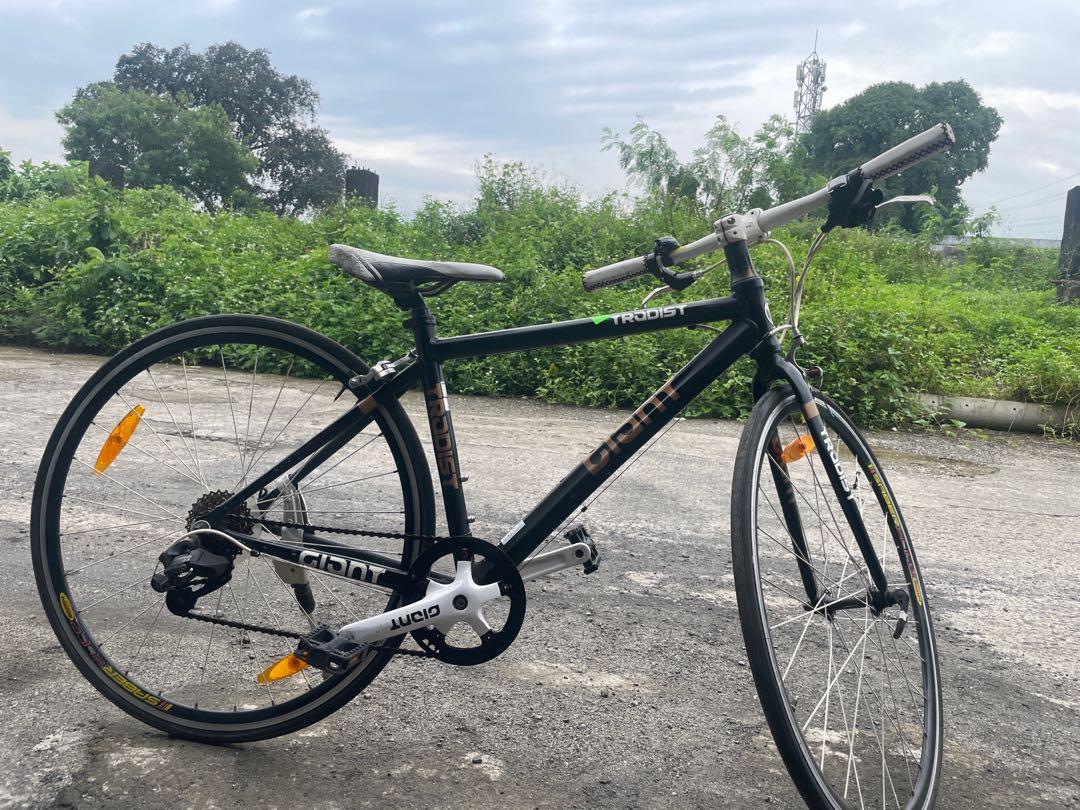Giant Tradist, Sports Equipment, Bicycles & Parts, Bicycles on Carousell