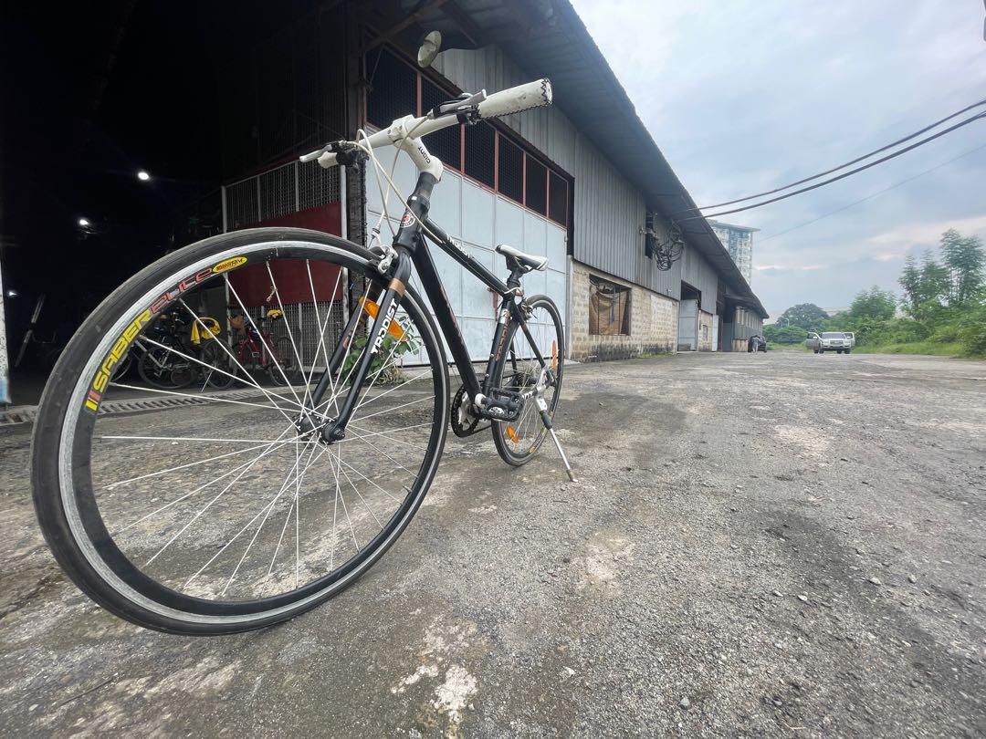 Giant Tradist, Sports Equipment, Bicycles & Parts, Bicycles on Carousell