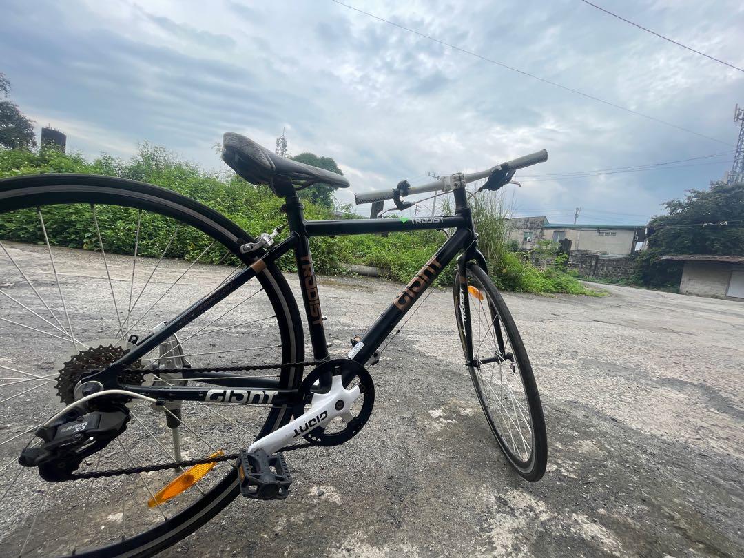 Giant Tradist, Sports Equipment, Bicycles & Parts, Bicycles on Carousell