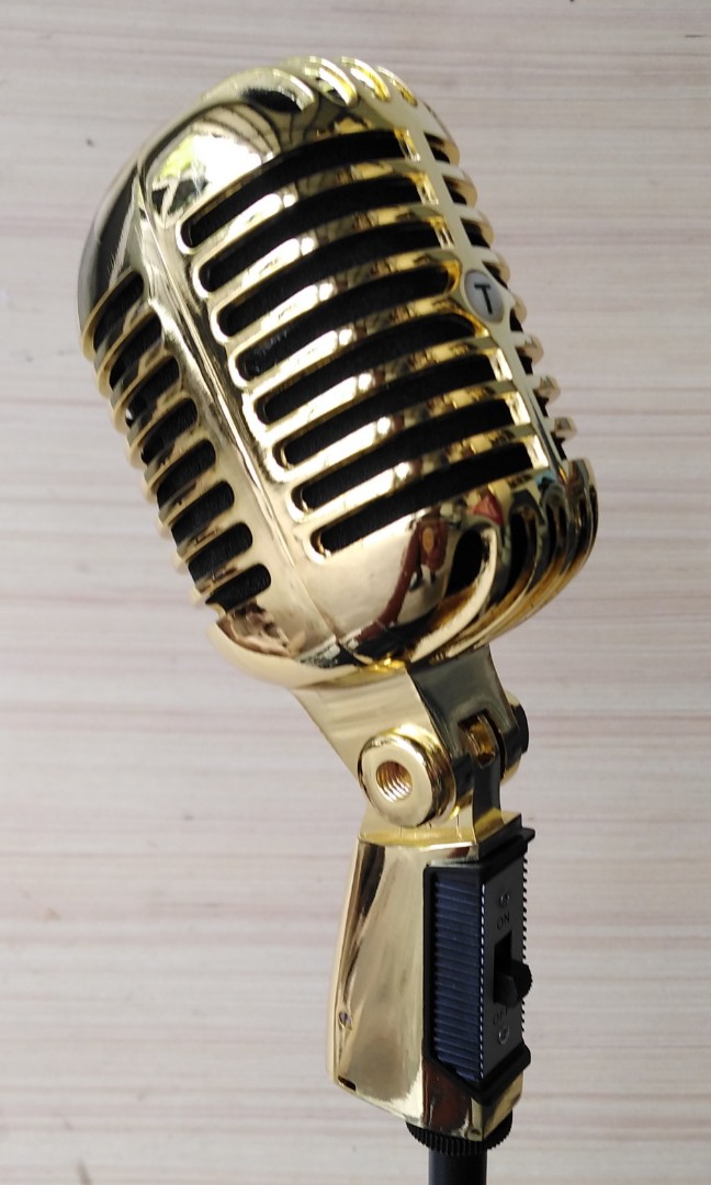 Gold Retro mic classic mic Elvis mic, Audio, Microphones on Carousell