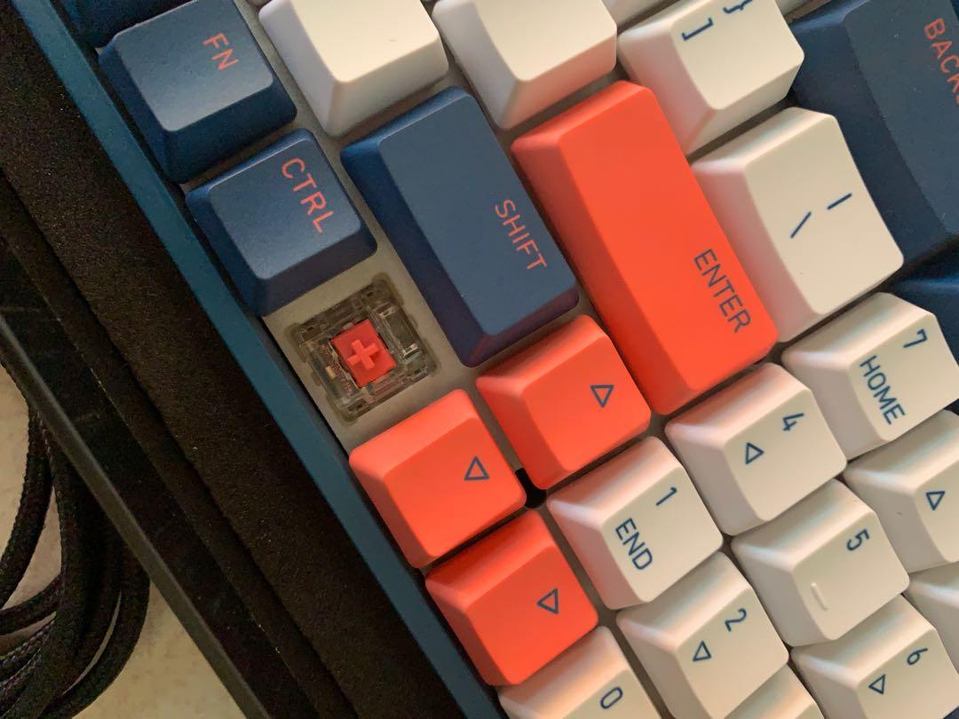 IQUNIX F96 Wireless Bluetooth Mechanical Keyboard (Coral Sea) RGB ...