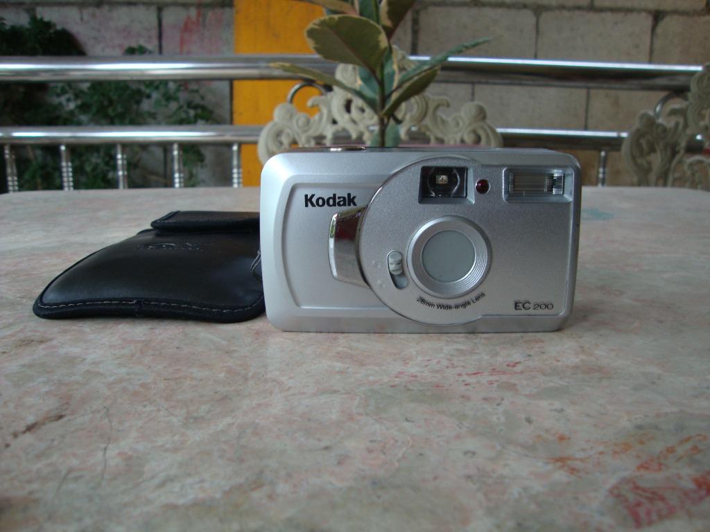 Kodak EC 200 Film Camera, Photography, Cameras on Carousell