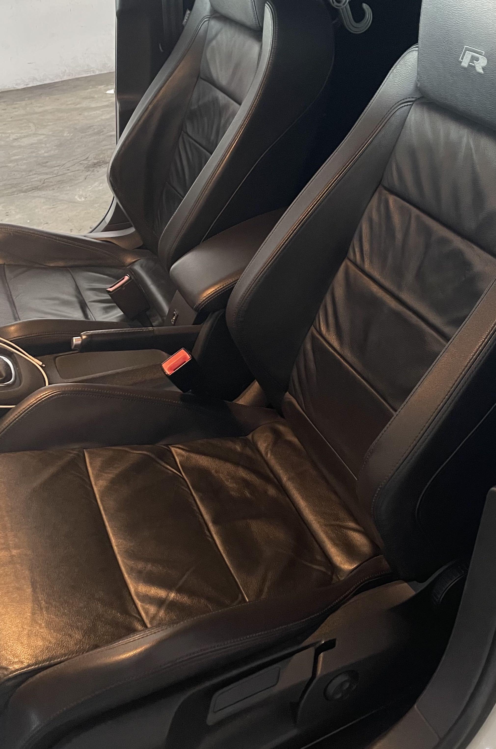 MK6 Golf R semi bucket seats, Car Accessories, Accessories on Carousell
