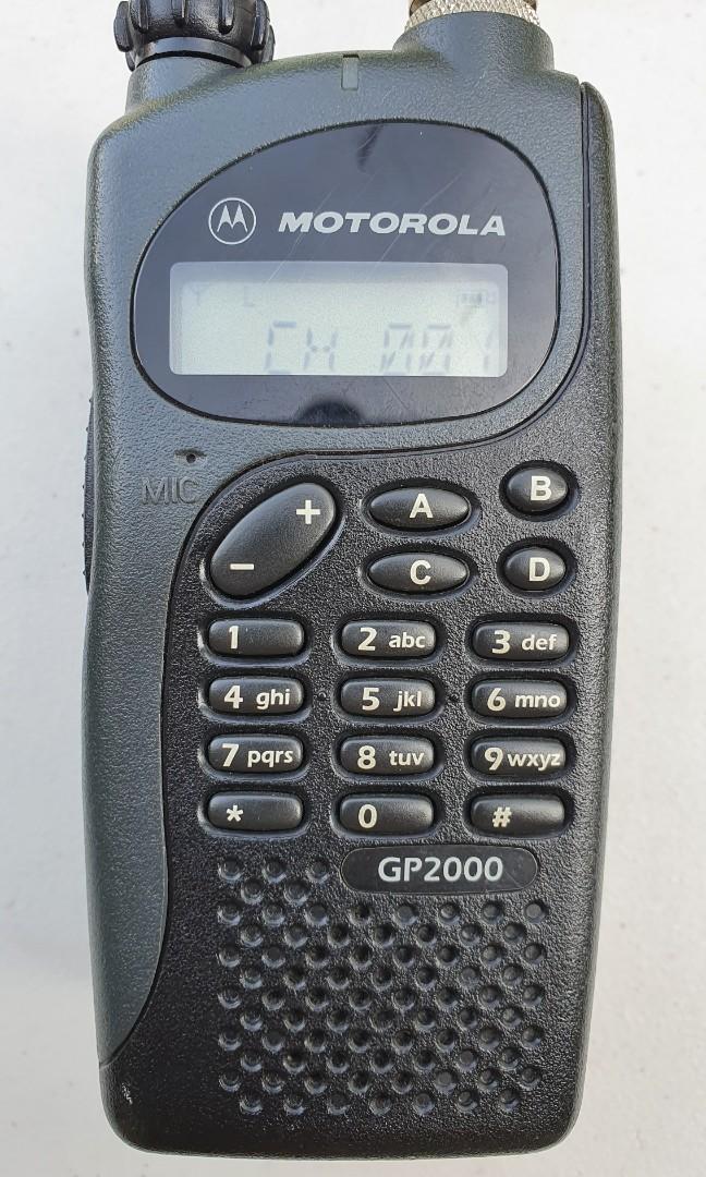 Motorola GP2000 VHF Radio, Mobile Phones & Gadgets, Walkie-Talkie on ...
