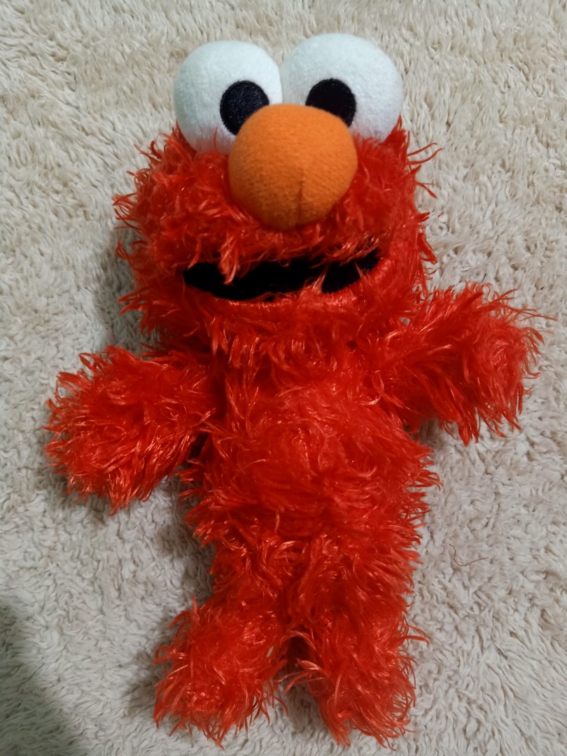 ORIGINAL SESAME STREET - ELMO HAND PUPPET, Hobbies & Toys, Toys & Games ...