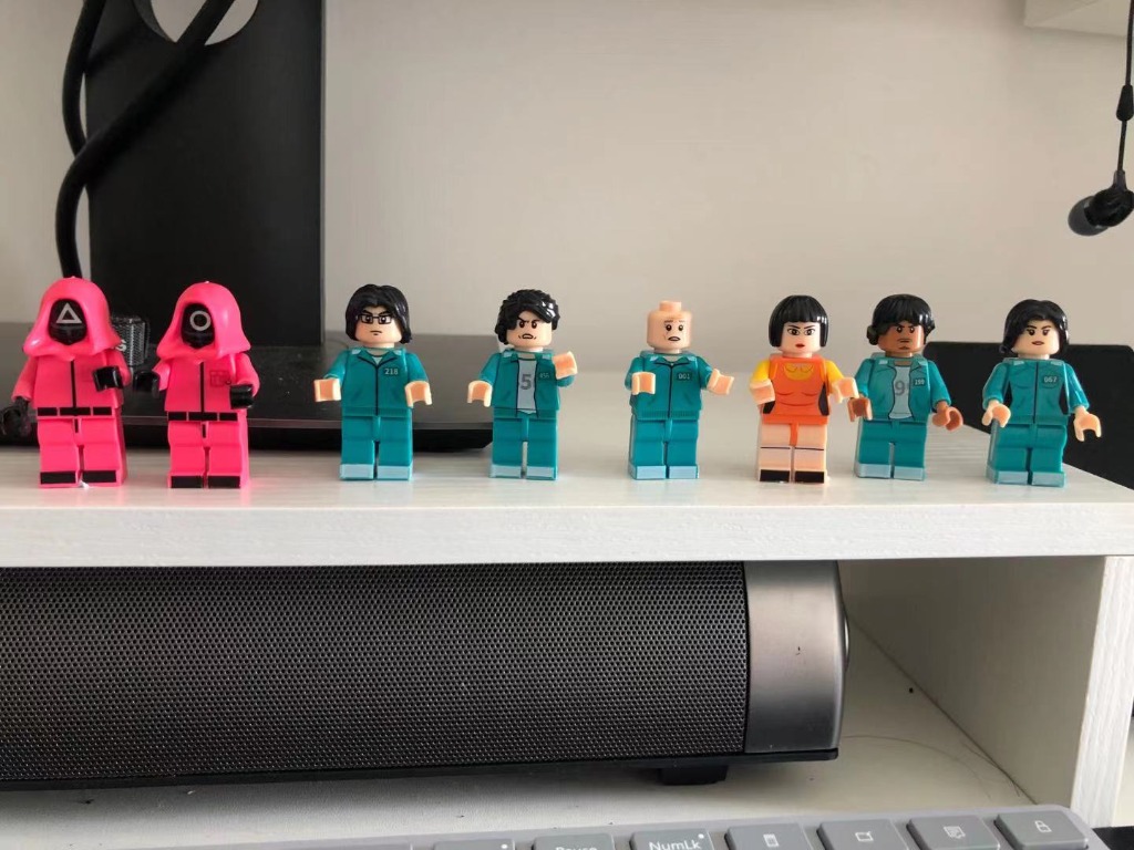 SQUID GAME - Lego - Cables Holder, Computers & Tech, Parts ...