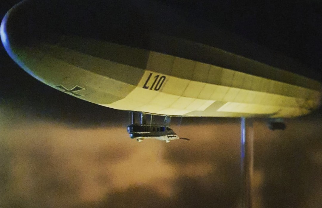 Takom zeppelin Q class, 1/350 scale, Hobbies & Toys, Toys & Games on ...