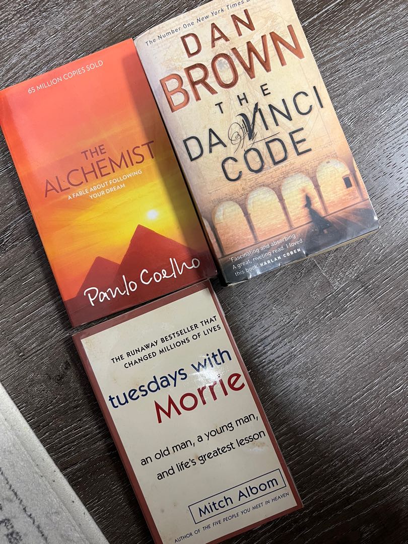 The Alchemist, Tuesdays with Morrie, Da Vinci Code, Hobbies & Toys ...