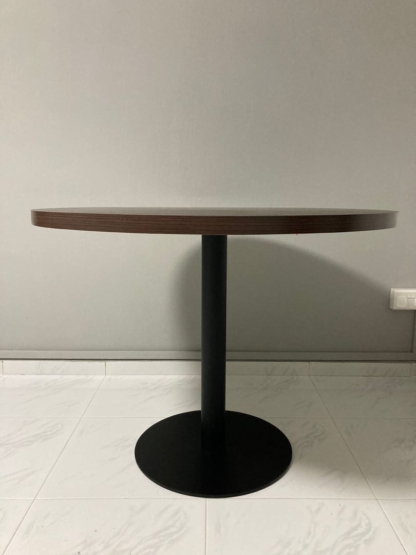[USED] Round Dining Table (Free delivery) , Furniture & Home Living ...