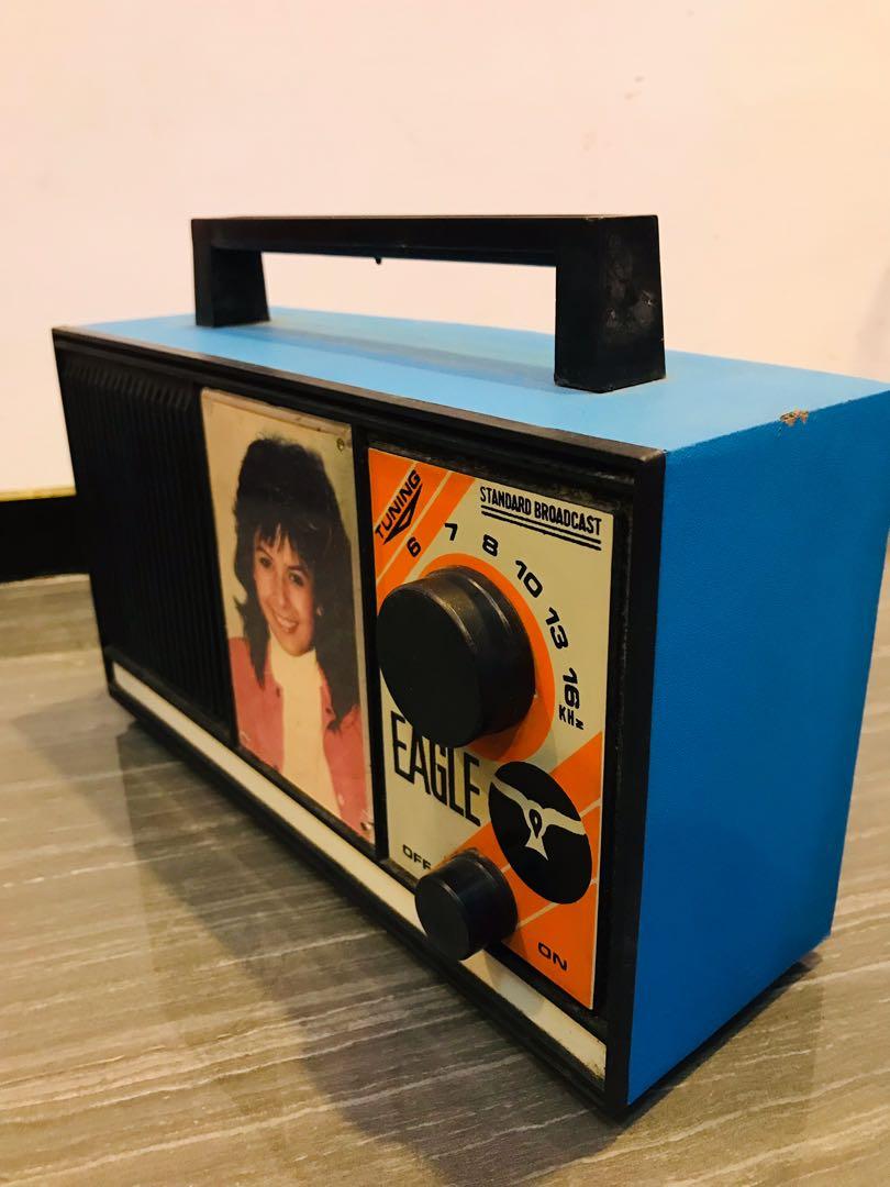 Vintage transistor radio, Hobbies & Toys, Memorabilia & Collectibles ...