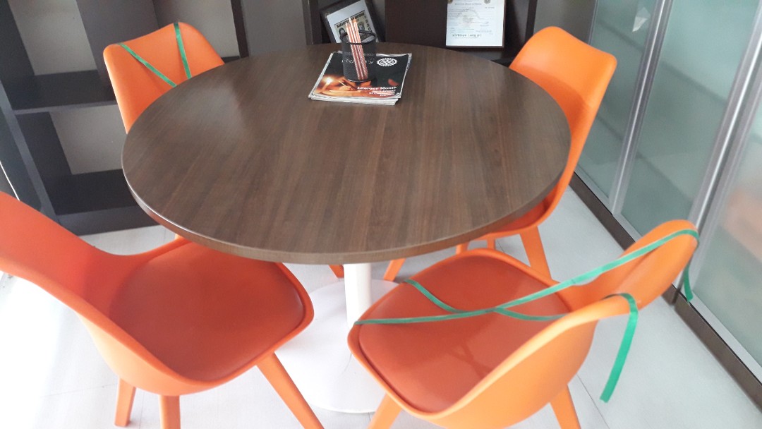 Blims Wood Round Table with 4 Chairs Set, Furniture & Home Living ...