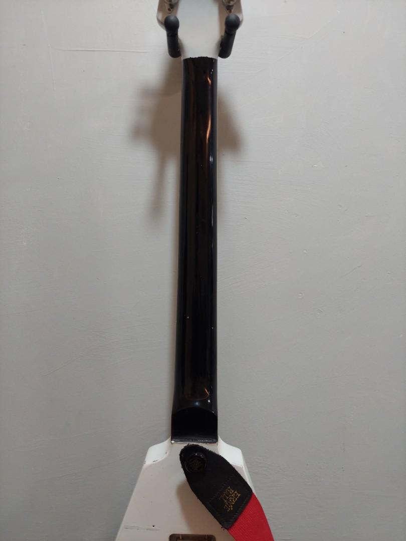 Chibson Flying V with Grover tuners, EMG HZ humbuckers and Floyd Rose ...