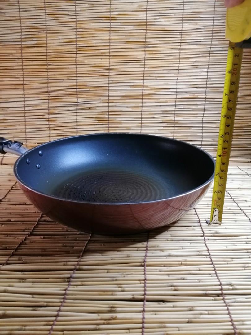Cooking Pan 12 inches Big Pan with Griddle grooves, Furniture & Home ...