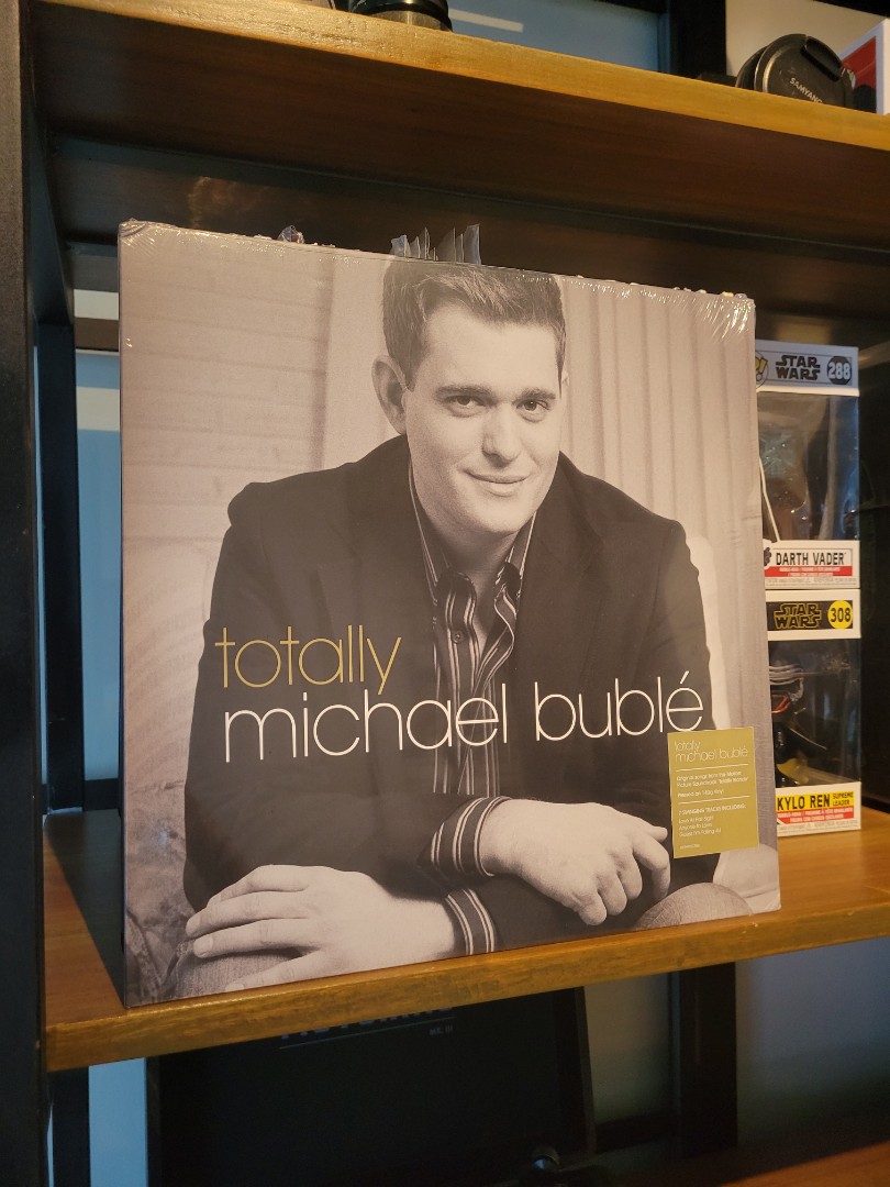 Michael Buble - Totally LP Vinyl, Hobbies & Toys, Music & Media, Vinyls ...