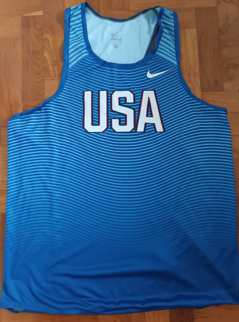 Nike Running Singlet (Men's Large), Men's Fashion, Activewear on Carousell