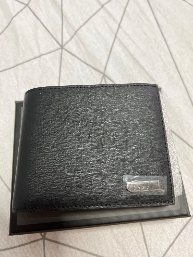 Pedro Wallet, Men's Fashion, Watches & Accessories, Wallets & Card ...